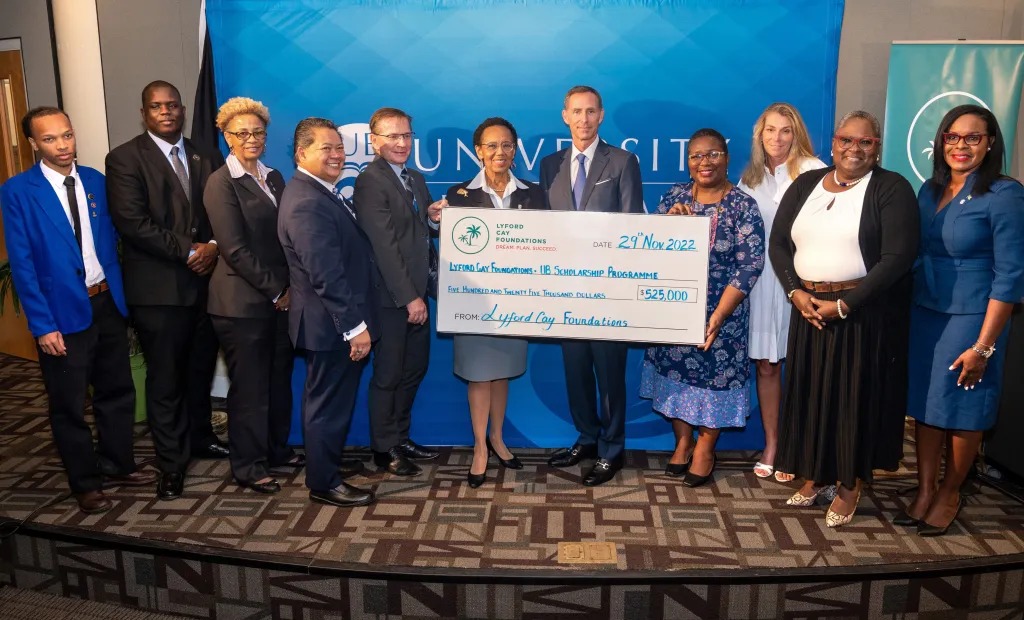 LYFORD CAY FOUNDATIONS DONATES $525,000 TO THE UNIVERSITY 0F THE ...