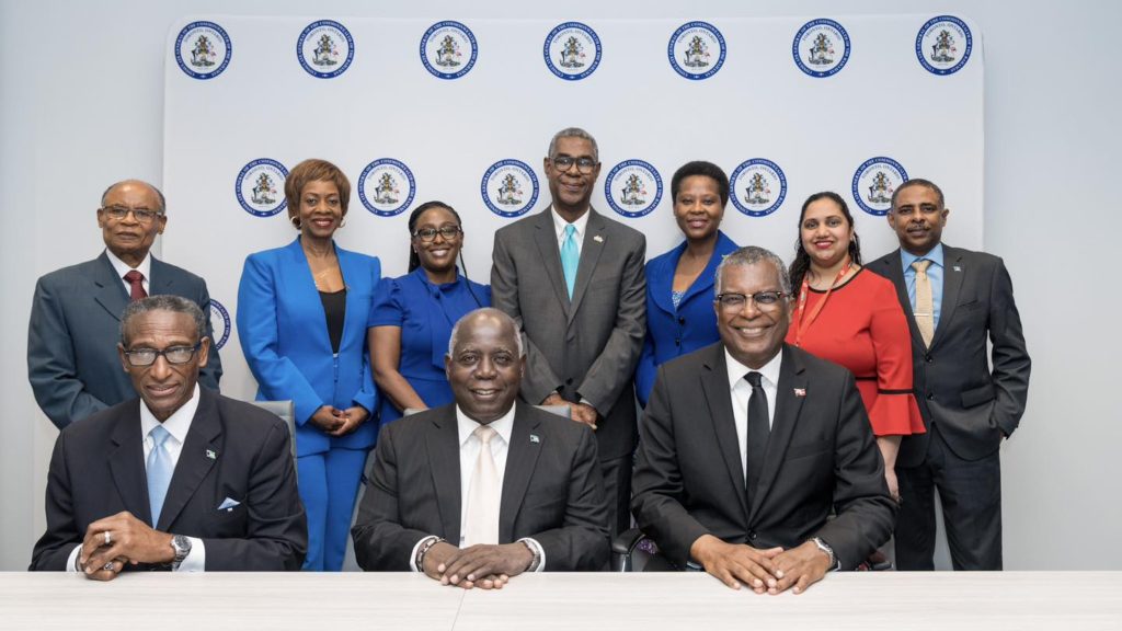 PRIME MINISTER DAVIS PARTICIPATES IN OPENING FOR NEW BAHAMAS CONSULATE ...