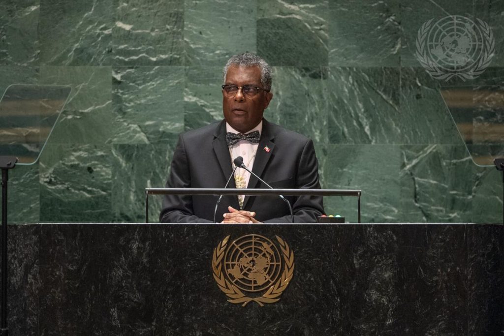 BAHAMAS MINISTER OF FOREIGN AFFAIRS FRED MIITCHELL ADDRESSES UN GENERAL ...